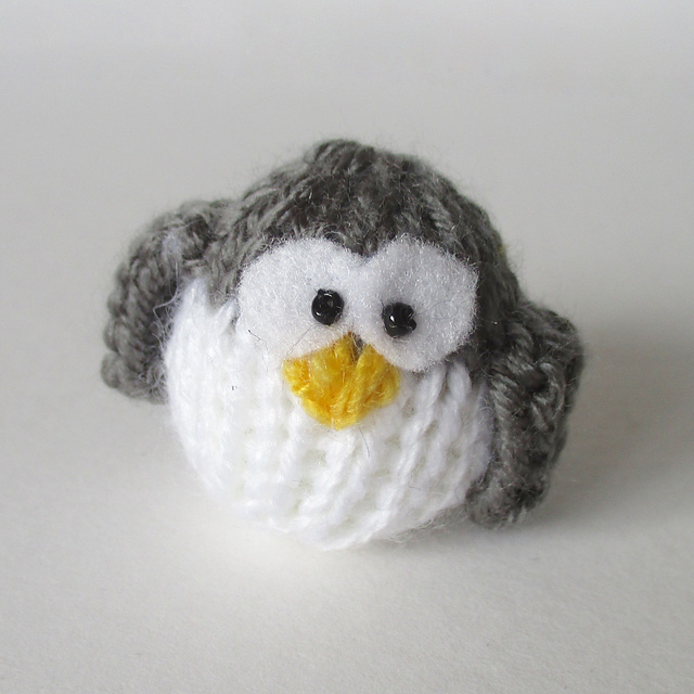 10 Free Knit Penguin Patterns - love. life. yarn.