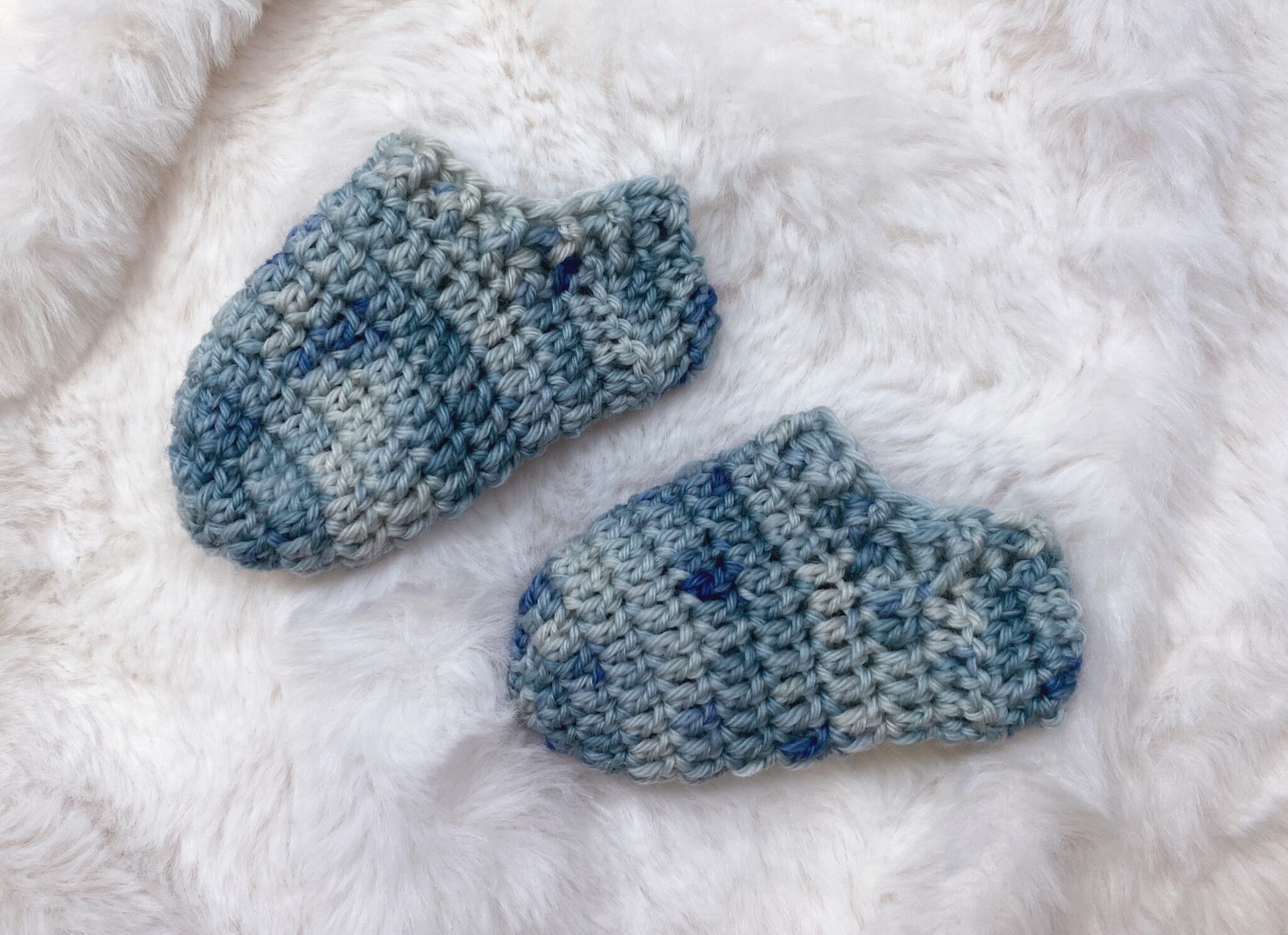 Easy Crochet Baby Socks - love. life. yarn.