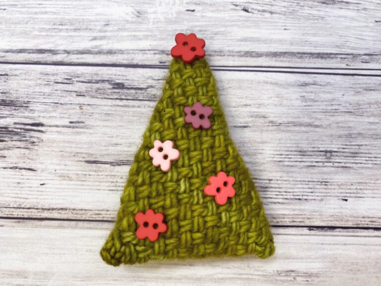 Easy Knit Christmas Tree (Free Knitting Pattern) - love. life. yarn.