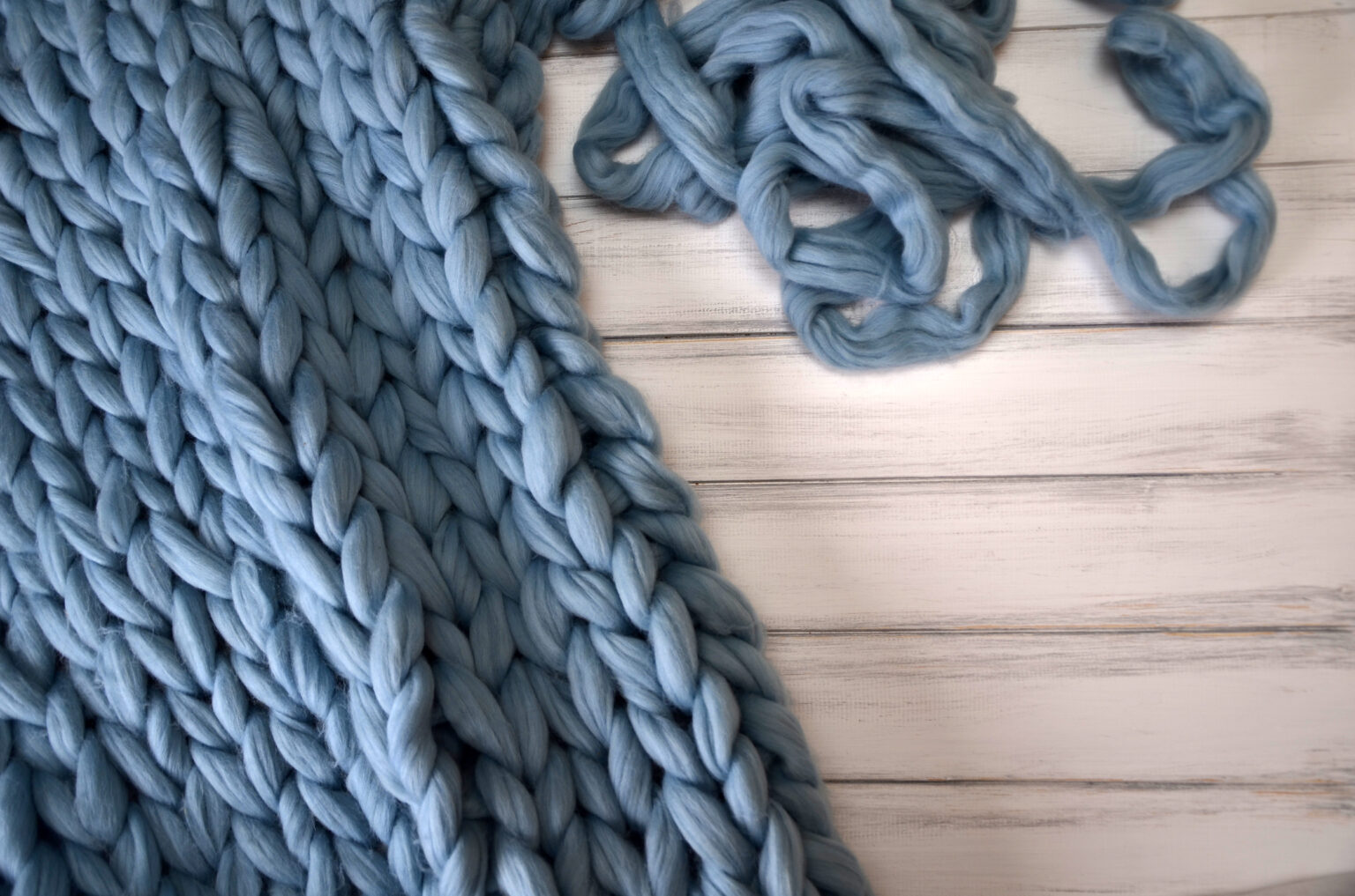 Best Yarn for Chunky Blanket | Crochet + Knit - love. life. yarn.
