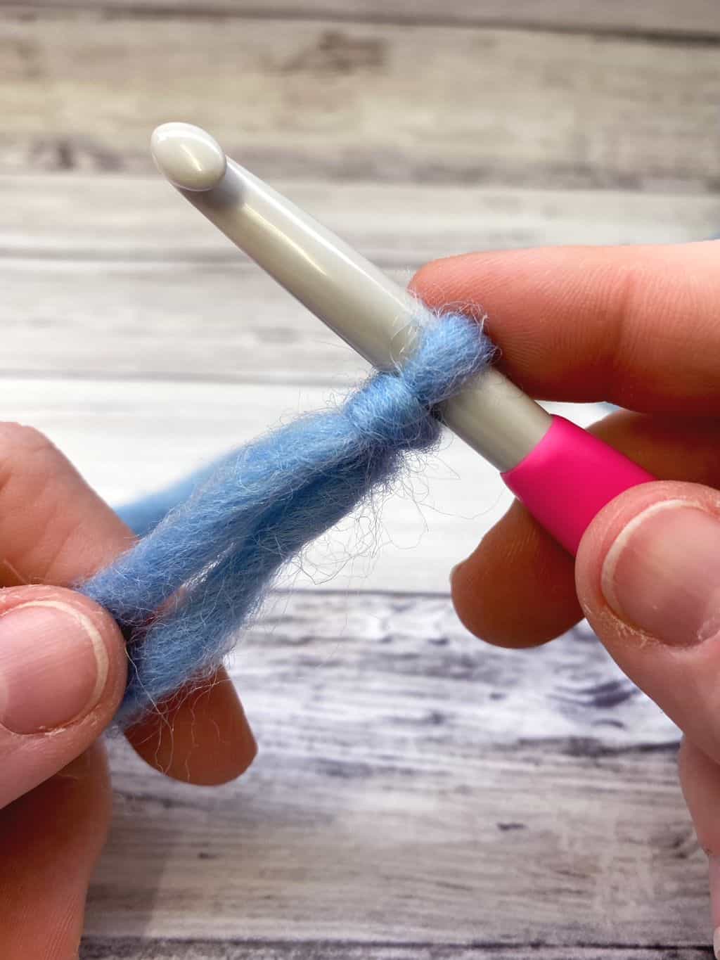 How to Crochet a Basic Chain - love. life. yarn.