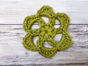 Crochet Six Petal Flower Tutorial (Free Pattern) - love. life. yarn.
