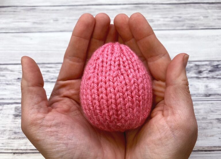 Easy Knit Easter Egg (Free Pattern for Beginners) - love. life. yarn.