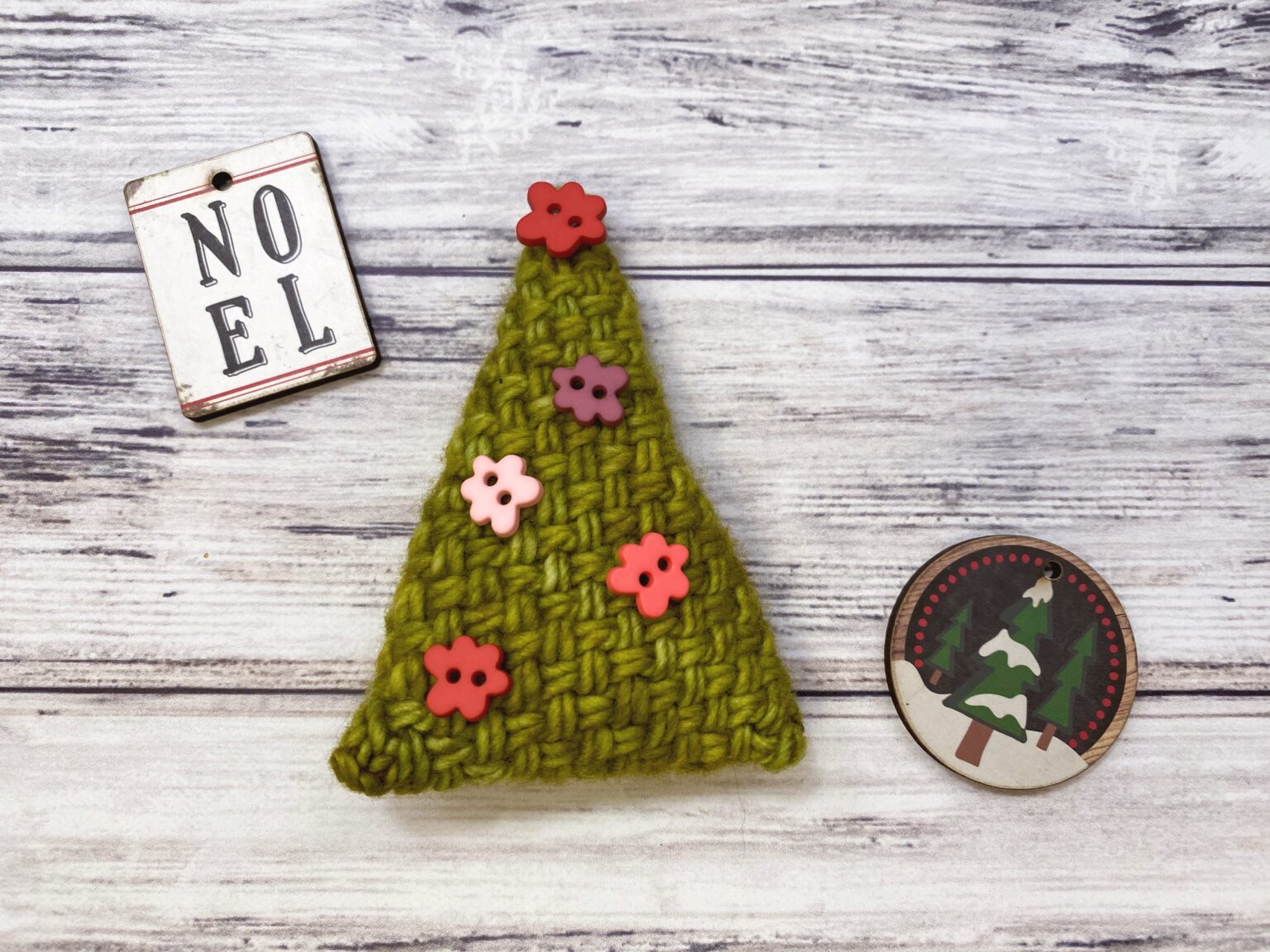 Easy Knit Christmas Tree (Free Knitting Pattern) - love. life. yarn.