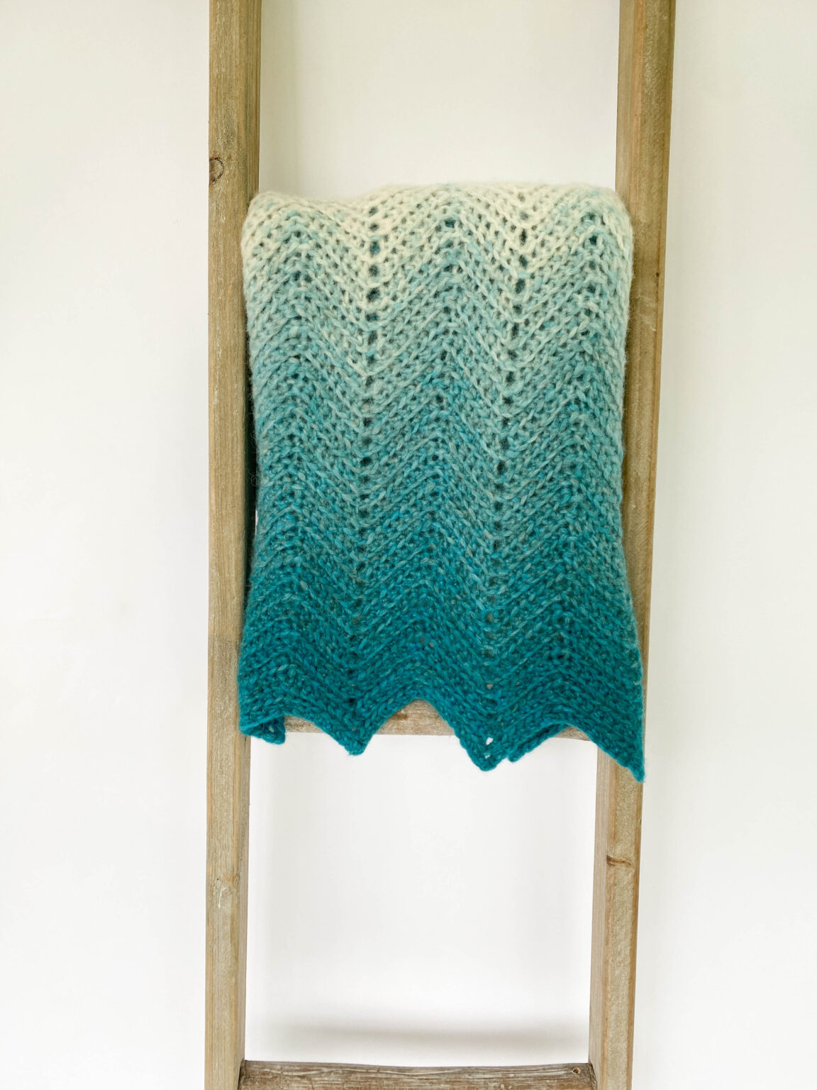 Easy Ombre Crochet Chevron Blanket (Free Pattern) - love. life. yarn.