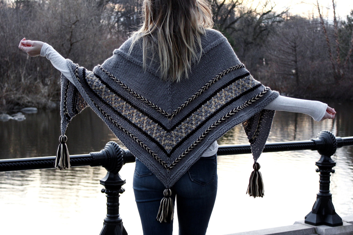 Discover 25 Free Knit Shawl Patterns You'll Fall In Love With! - love ...