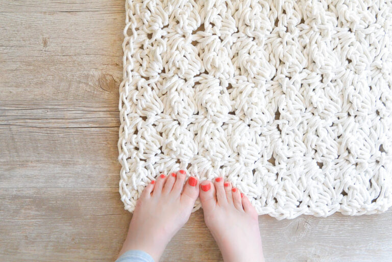 Transform Your Rooms with 25+ Stunning Free Crochet Rug Patterns ...