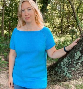 Seamless Knit Tee Pattern - love. life. yarn.