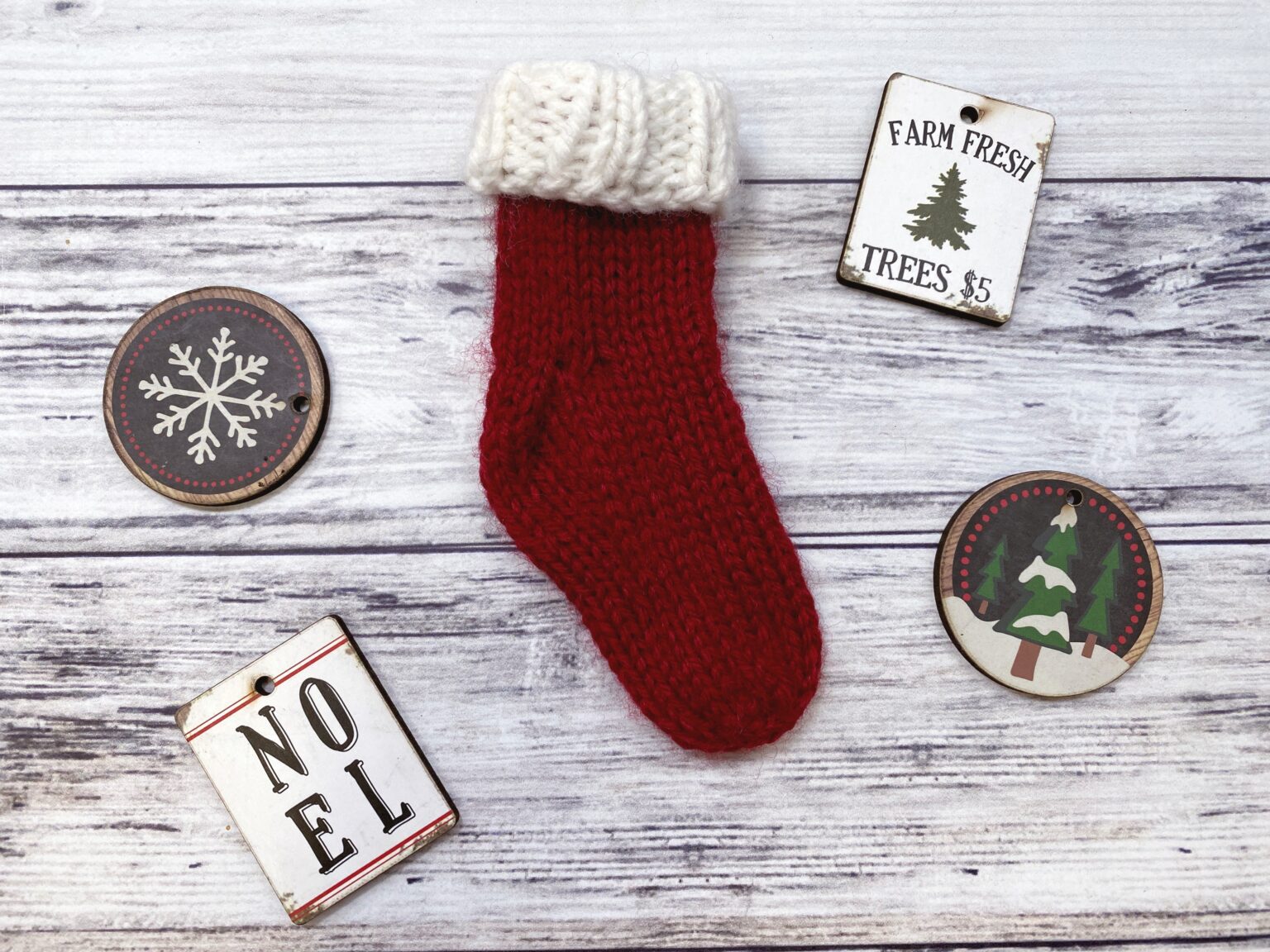 Mini Holiday Stocking (Free Knitting Pattern) - love. life. yarn.