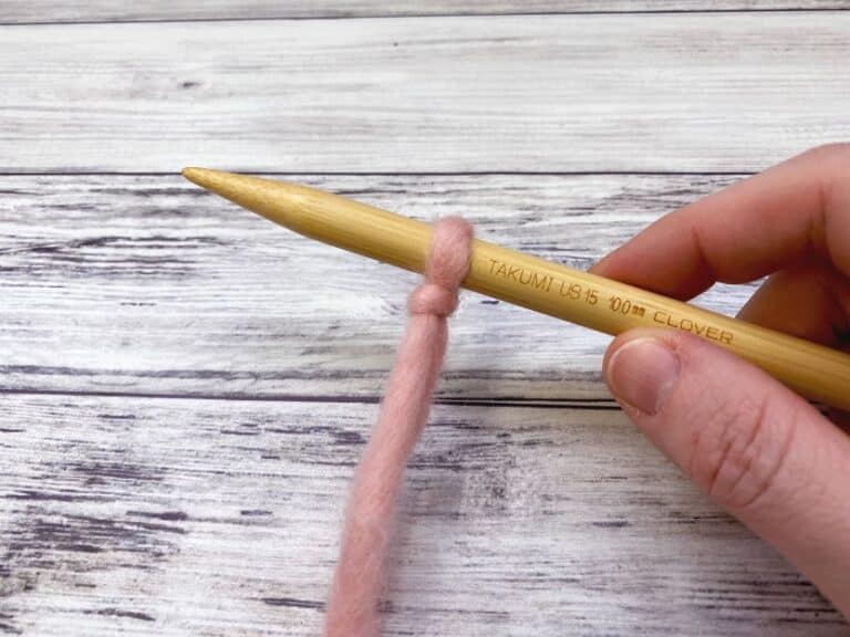 How to Tie a Knitting Slip Knot (3 Ways!) - love. life. yarn.