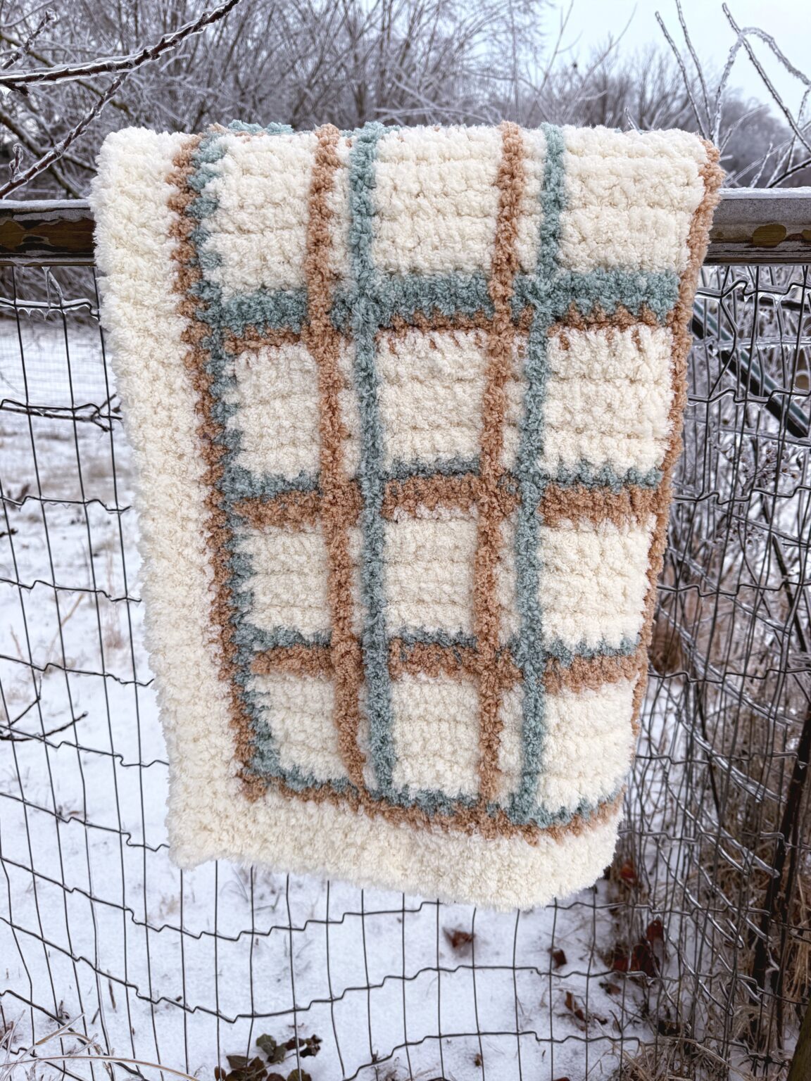 Tartan Plaid Blanket - Free Crochet Pattern - love. life. yarn.