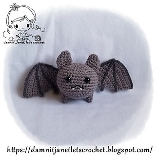 Spooktacular Stiches: 25 Free Crochet Bat Patterns - love. life. yarn.