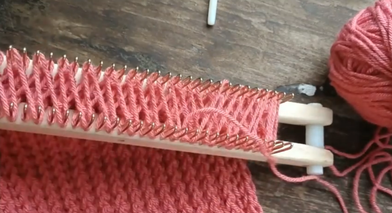 Unraveling the Art of Loom Knitting with 25 Long Loom Knitting Stitches ...