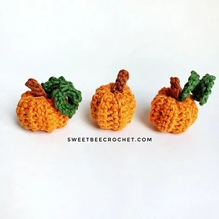 Cozy Up Your Home with 25 Crochet Pumpkin Patterns (They're all free ...