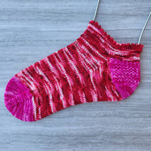 25 Knit Ankle Socks with Free Patterns - love. life. yarn.