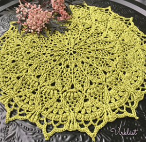 25 Crochet Patterns in Fingering Weight Yarn - love. life. yarn.