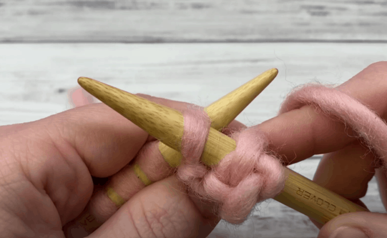 How to Work the Purl Stitch (Easy Knitting Tutorial) - love. life. yarn.